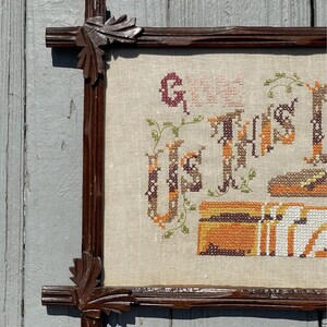Antique Carved Victorian Wooden Frame Cross Stitch Embroidery Textile ...