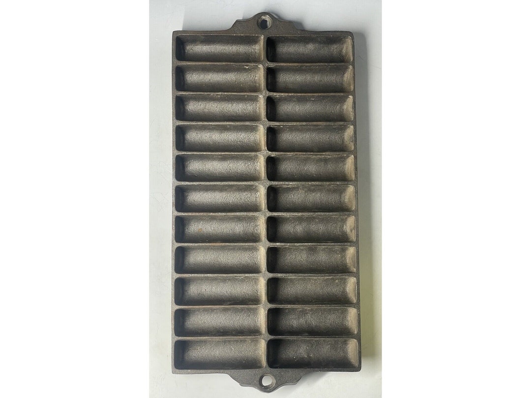 Vintage Cast Iron Cornbread Muffin Pan Primitive Rustic Cookware ...
