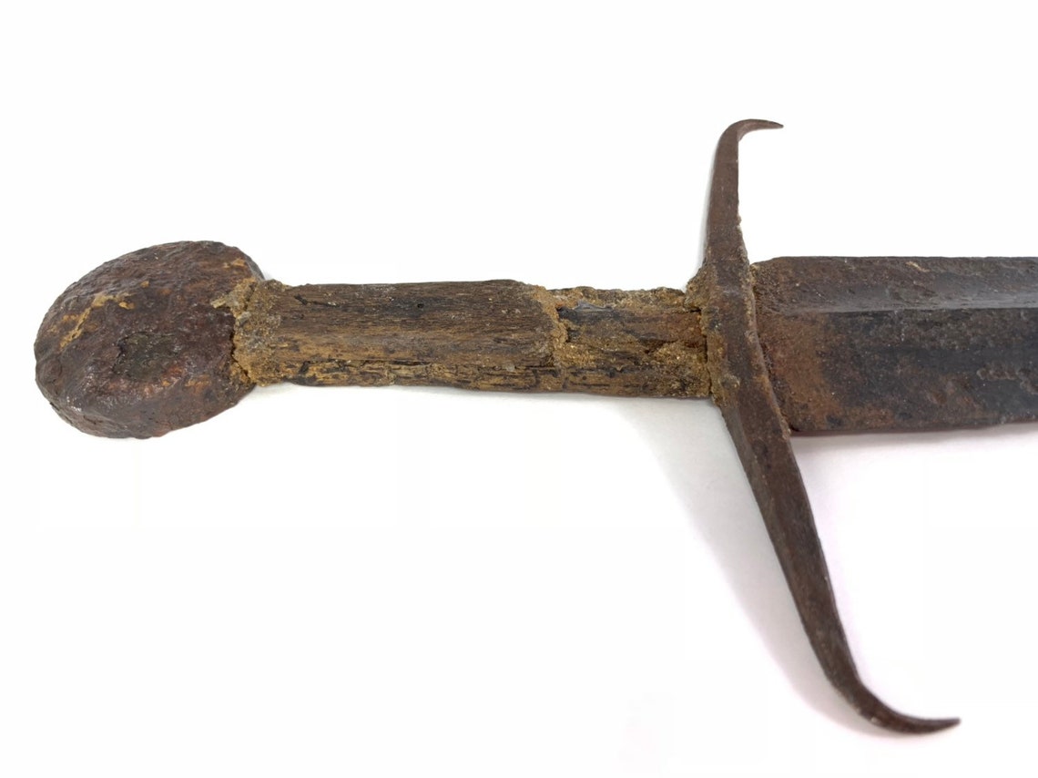 Museum Quality Medieval Castillon Sword - Etsy Italia