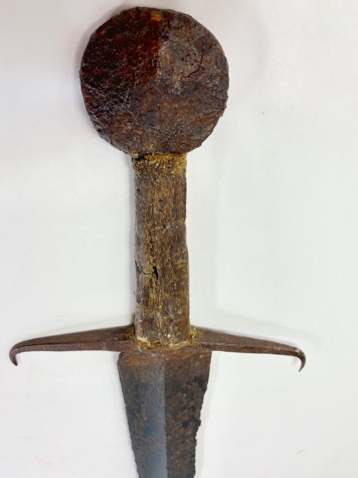 Museum Quality Medieval Castillon Sword - Etsy Italia