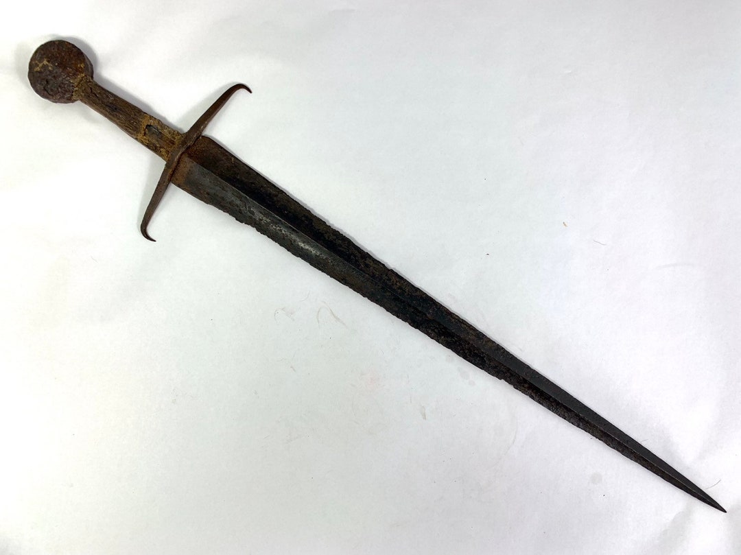 Museum Quality Medieval Castillon Sword - Etsy Italia