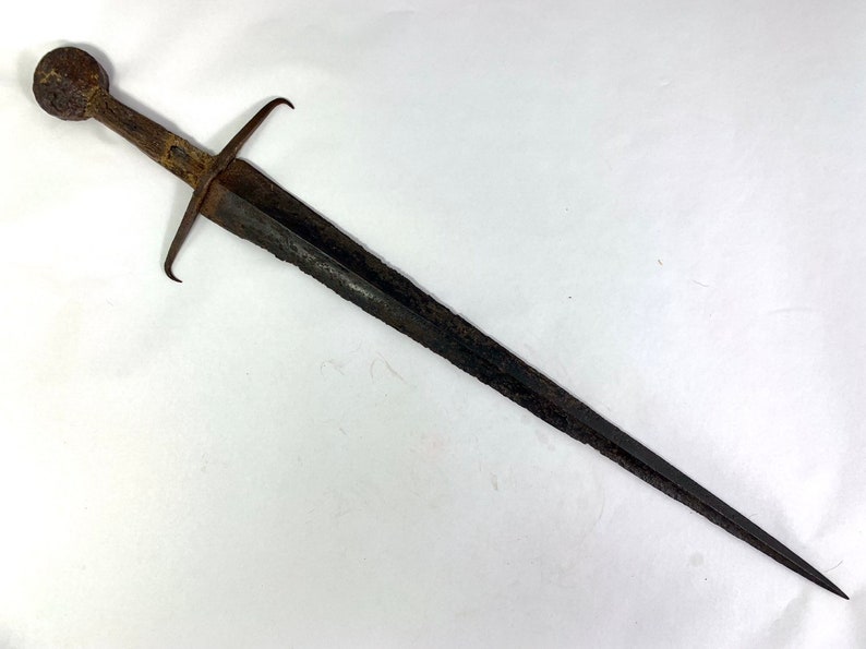 Museum Quality Medieval Castillon Sword - Etsy Italia