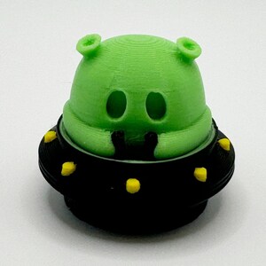 Alien Desk Accessories, 3D Printed Desk Pet, Articulating Animal, Gift ...