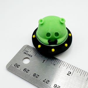 Alien Desk Accessories, 3D Printed Desk Pet, Articulating Animal, Gift ...