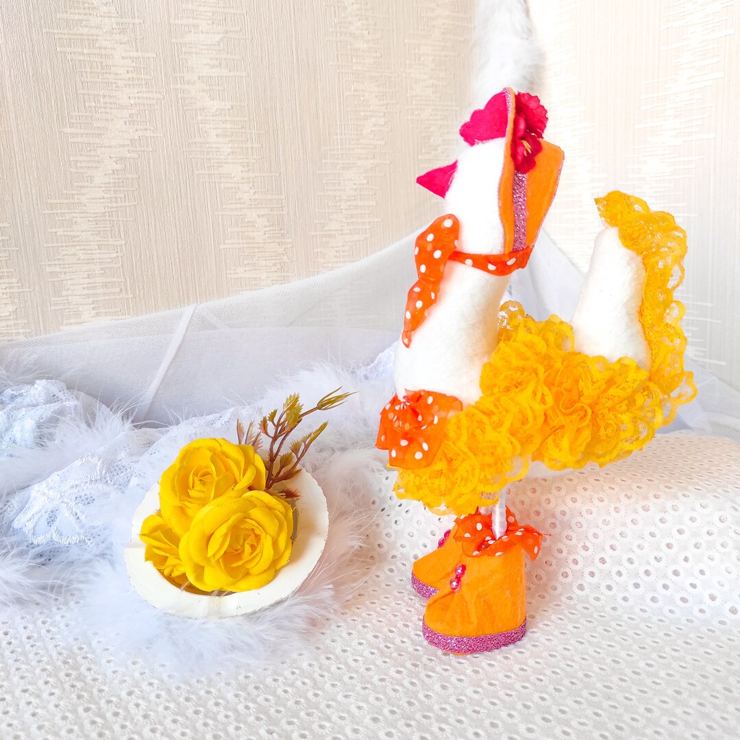 Easter Chicken Decoration, Chicken Easter Table Decor, Funny Chicken ...