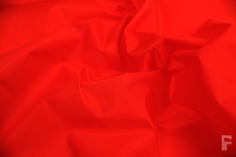 Polyester Rip Stop Tear Resistant Waterproof Fabric 150 Cms Wide – Sold ...