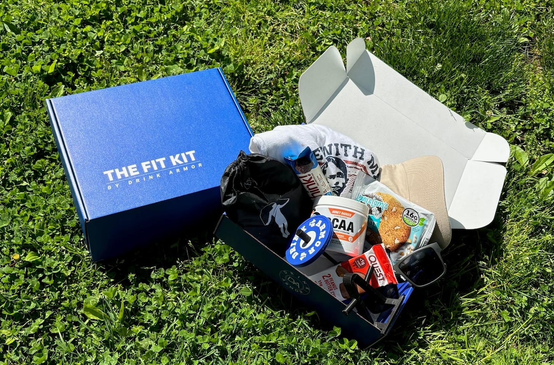 The Fit Kit | Fitness Subscription Box | Workout Gift Box | Lifter ...