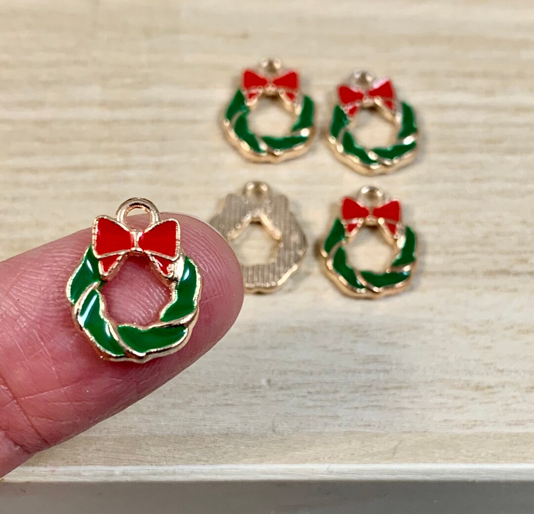6 Christmas Wreath Charms, Green Bough Wreath Charm, Gold Tone Enamel ...