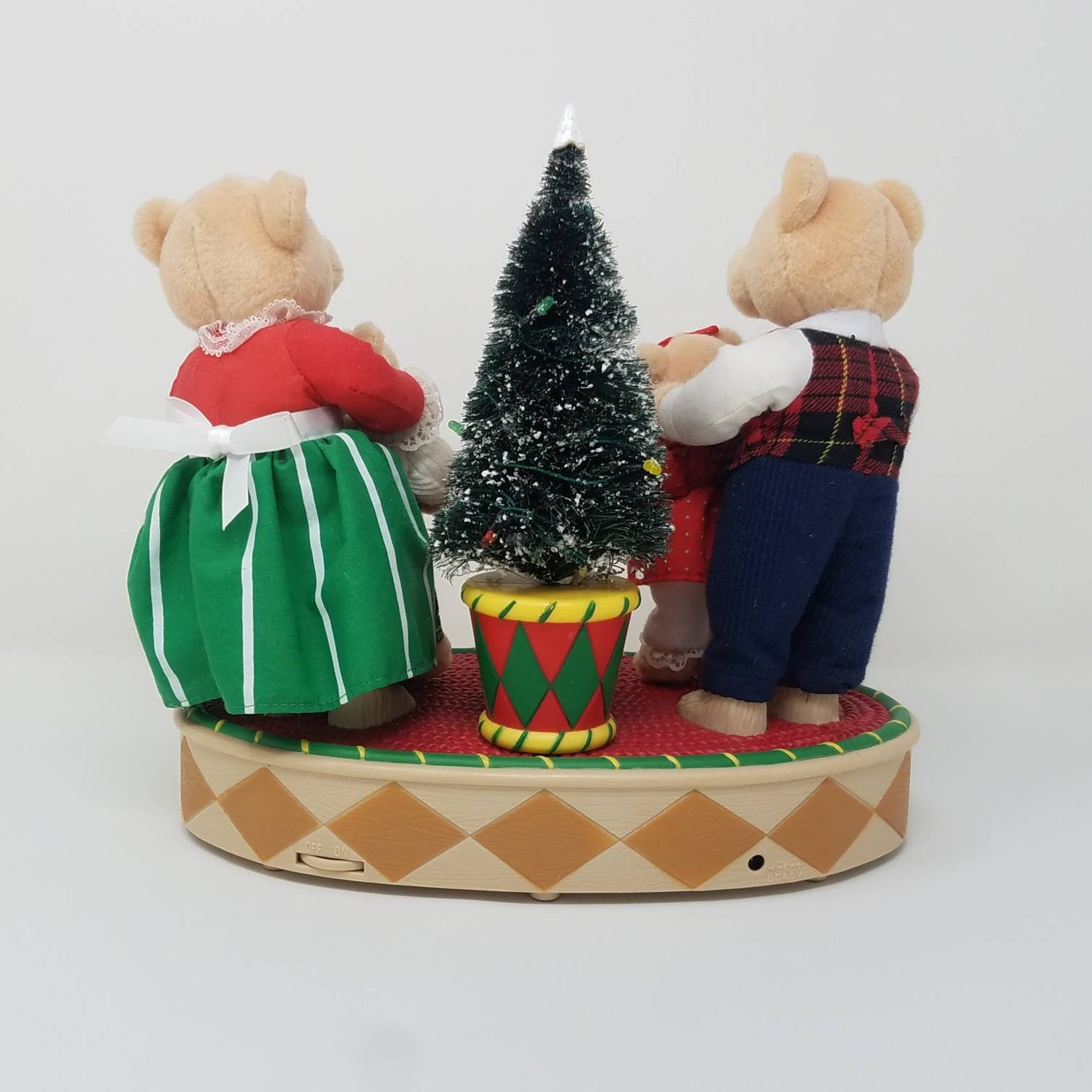 Vintage Christmas Family Bears Musical Display Stand Automatic ...