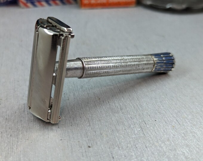 1959 Gillette "light" BLUE Flare TIP Super Speed Vintage Safety Razor ...