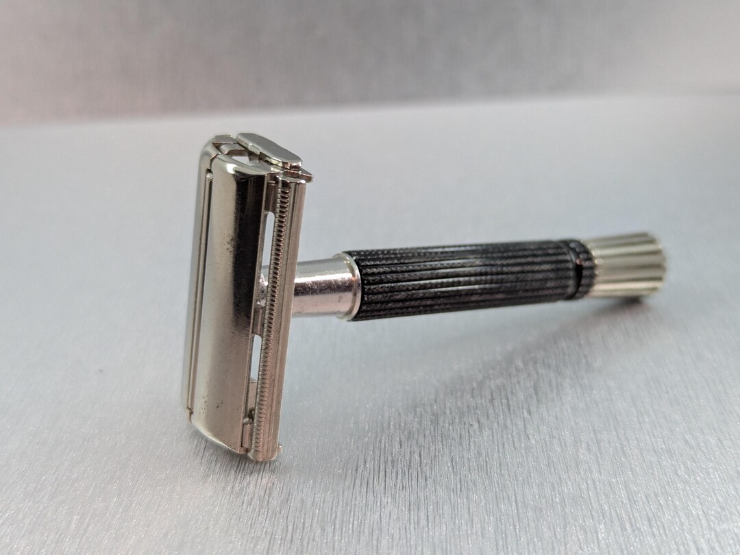 1967 Gillette "black Beauty" Razor: Vintage Super Speed Flare Tip ...