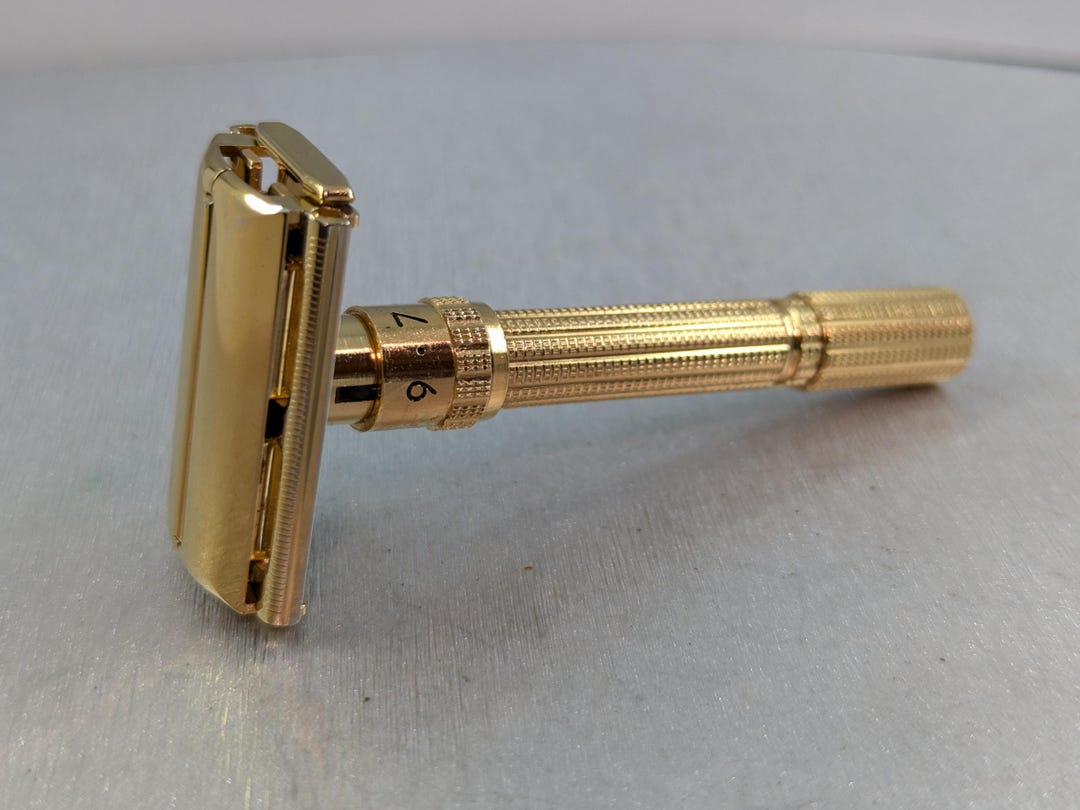 1961 first Year Gillette ARISTOCRAT 22K Gold Slim Adjustable Vintage ...