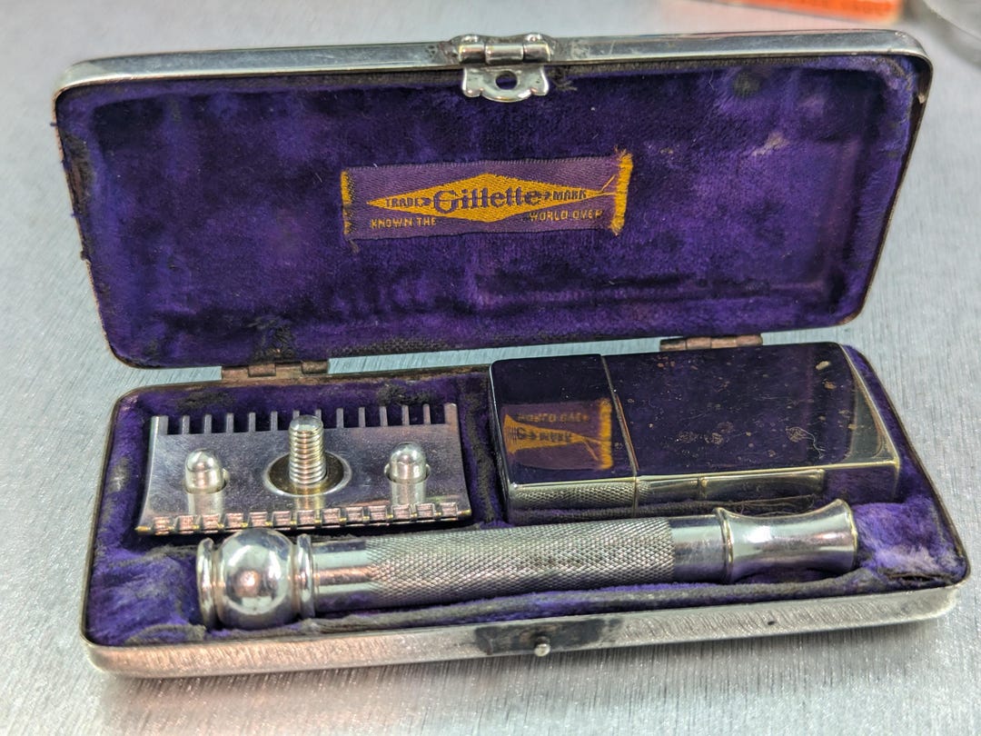 1910s Canadian Gillette Silver Old Type Pocket Edition in Silver ...