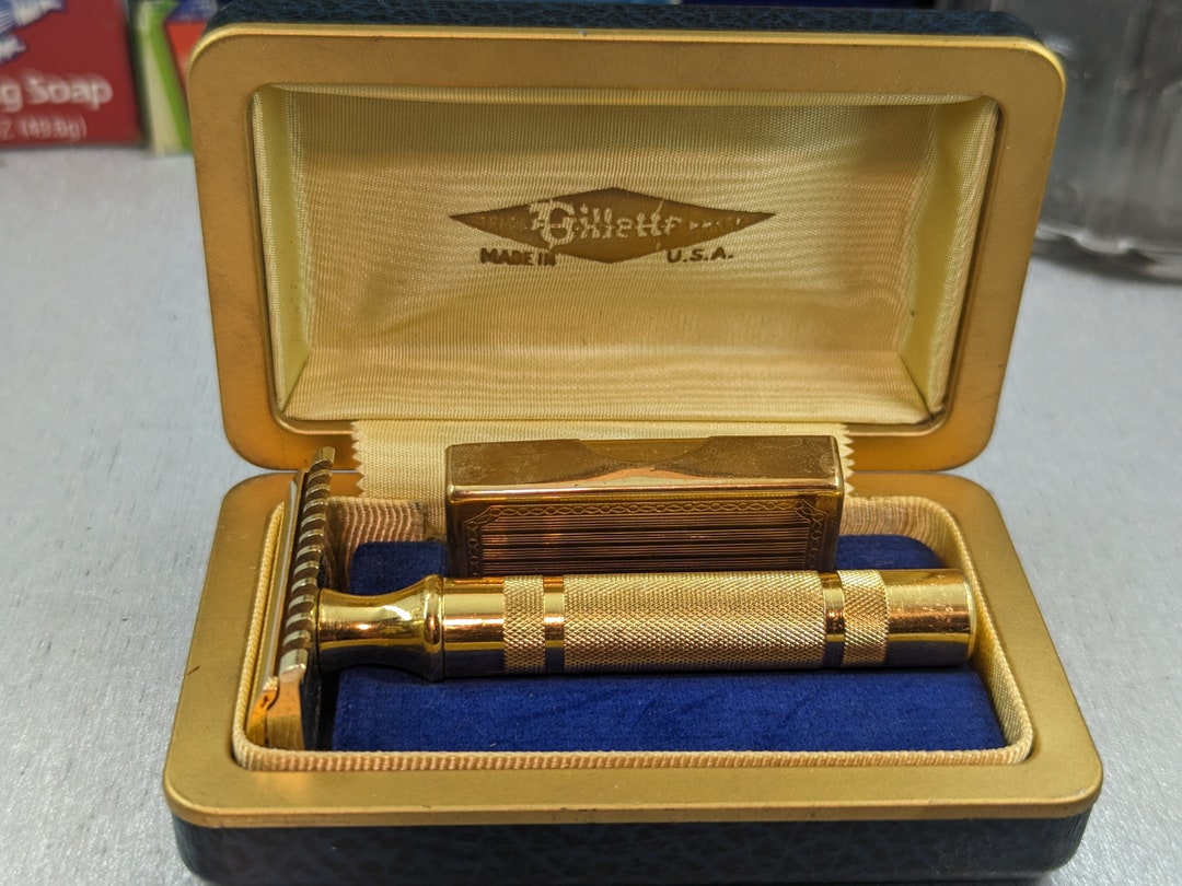 1930s Gillette NEW Deluxe Short Comb BOSTONIAN Vintage Safety Razor Set ...