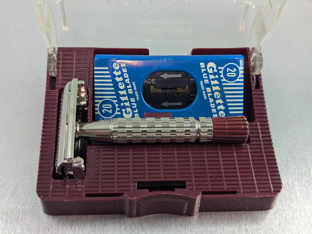 1956 Gillette RED Tip heavy Super Speed Vintage Safety Razor Set in ...