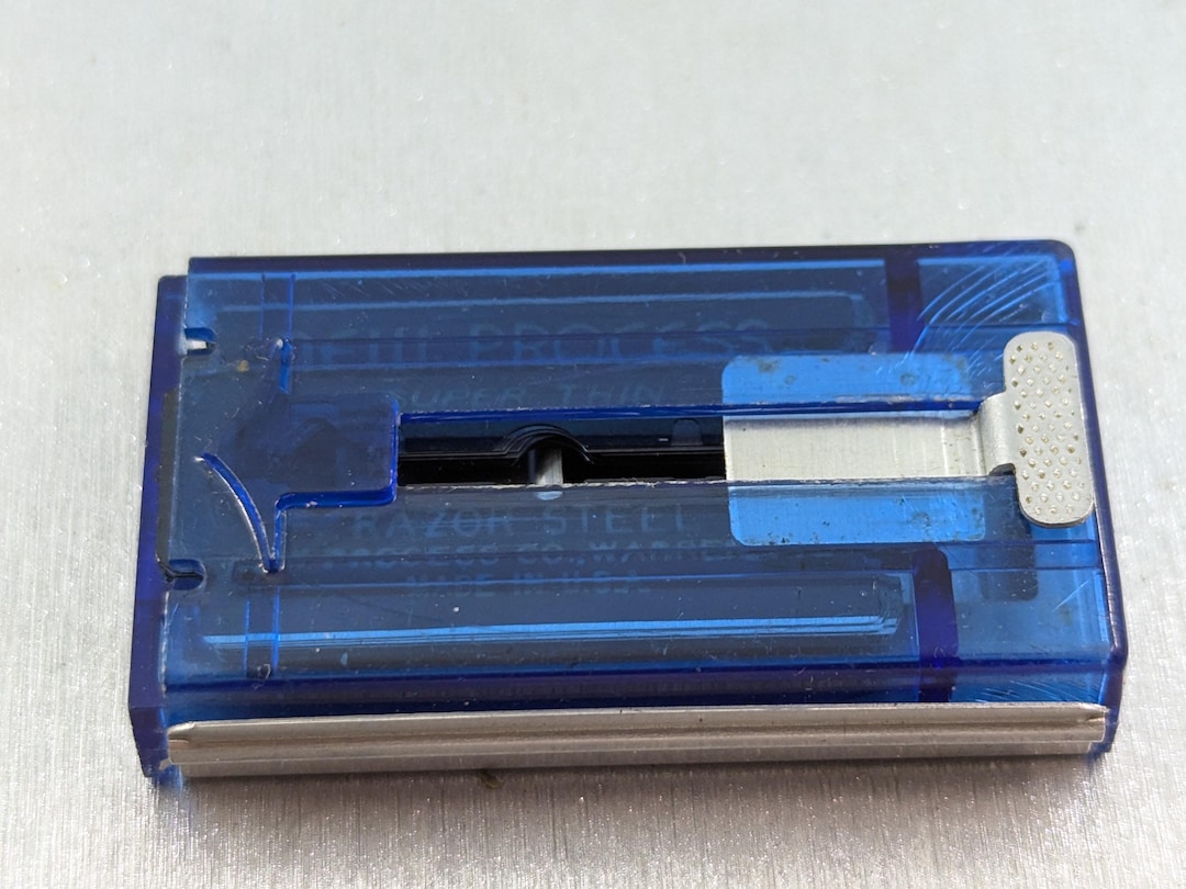 Precision ASR Products Vintage Blade Dispenser With NEW PROCESS Blades ...