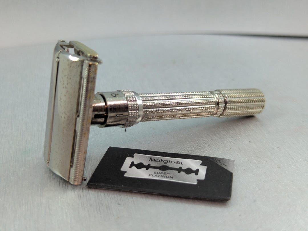 1966 Gillette Slim Adjustable Vintage Safety Razor Date Code L4 - Etsy