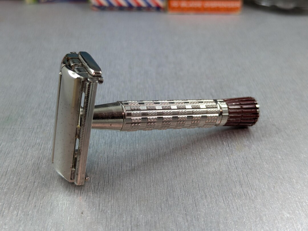 1959 Gillette RED Tip "heavy" Super Speed Vintage Safety Razor Date ...