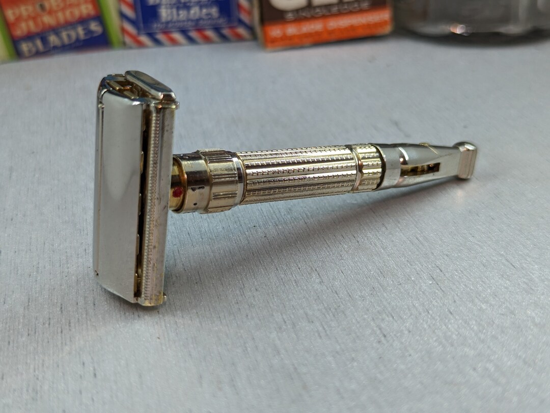1960 Gillette GOLD TOGGLE ADJUSTABLE Vintage Safety Razor Date Code F4 ...