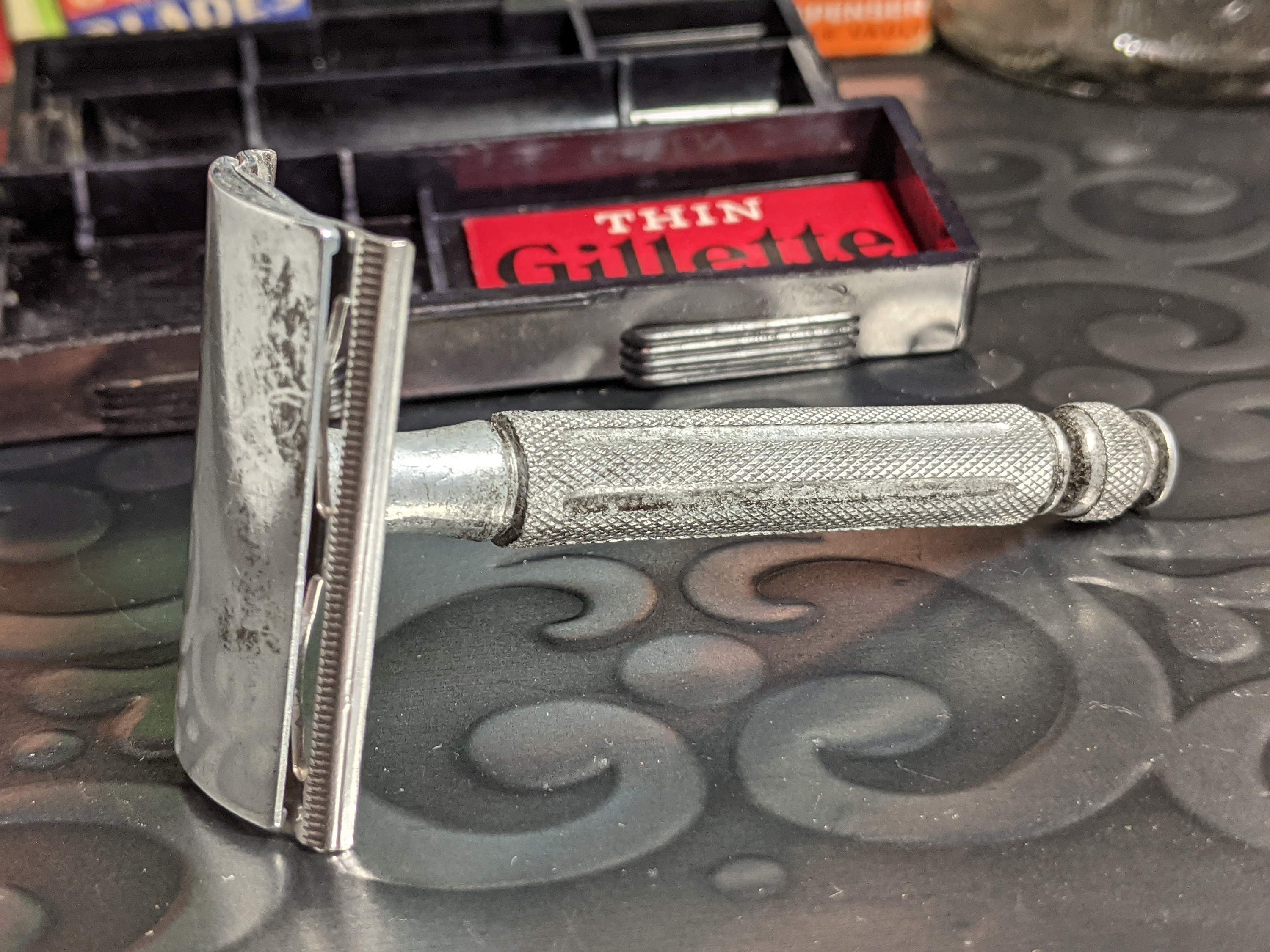 1945-1946 Gillette WWII Contract Tech Vintage Safety Razor Set - Etsy UK