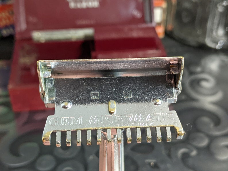 1930s Gem Micromatic Safety Razor: Vintage Open Comb With Maroon ...