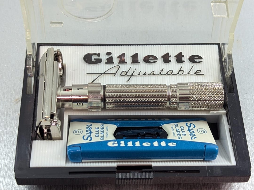 1959 Gillette FATBOY Adjustable Vintage Safety Razor Set in Case With ...