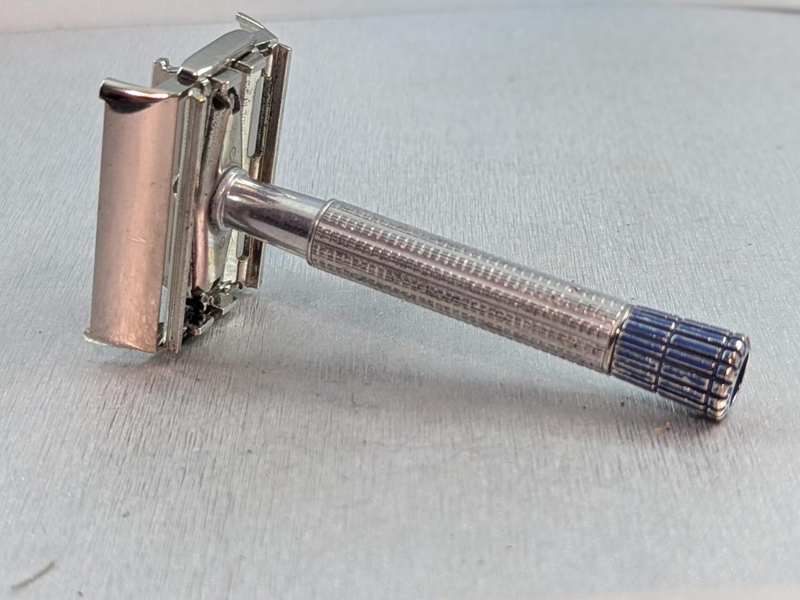 1956 Gillette "light" BLUE Flare TIP Super Speed Vintage Safety Razor ...