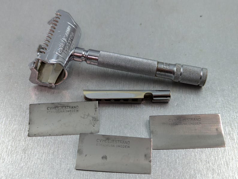 Early 1900s C.V. Heljestrand Single Edge Wedge Blade Vintage Razor Set ...