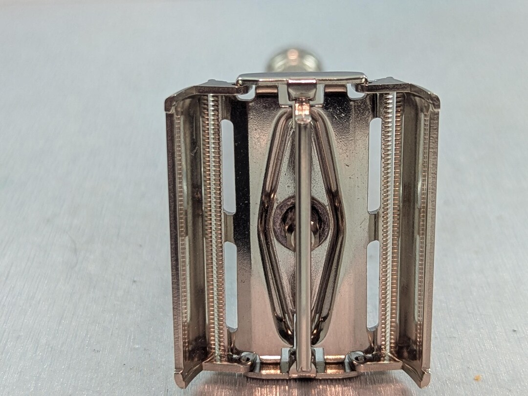 1968 Lady Gillette CHAMPAGNE Gold Starburst Vintage Safety Razor Date ...