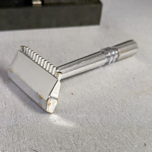 1930s Gem Silver Micromatic Vintage Open Comb TTO Single Edge Safety ...