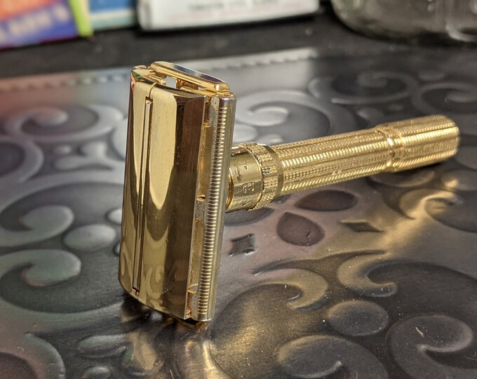 1961 "first Year" Gillette ARISTOCRAT 22K GOLD Slim Adjustable Vintage ...