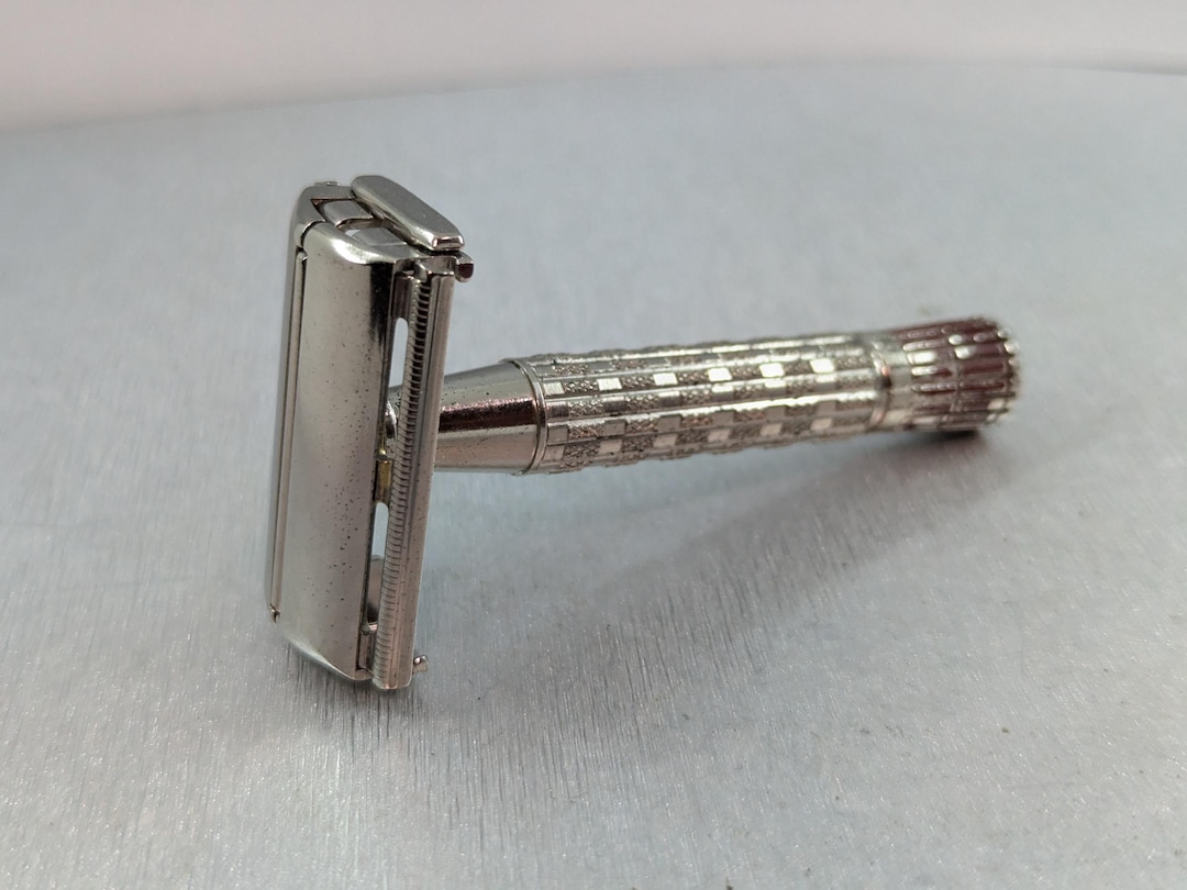 1959 Gillette RED Tip "heavy" Super Speed Vintage Safety Razor Date ...