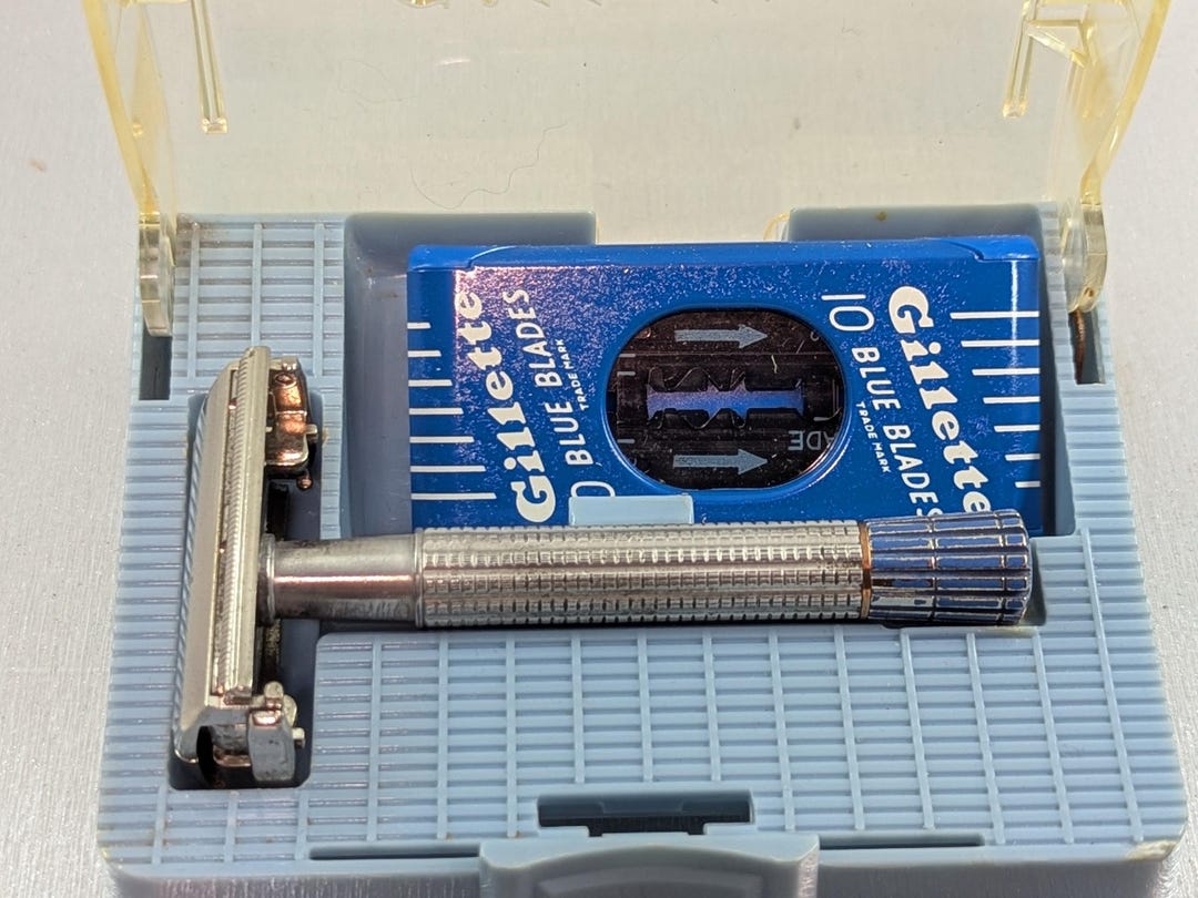 1959 Gillette "light" BLUE Flare TIP Super Speed Vintage Safety Razor ...