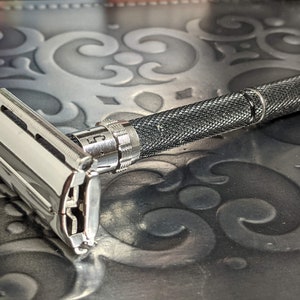 1984 Gillette Super Adjustable PD 109 Vintage Safety Razor Date Code E1 ...