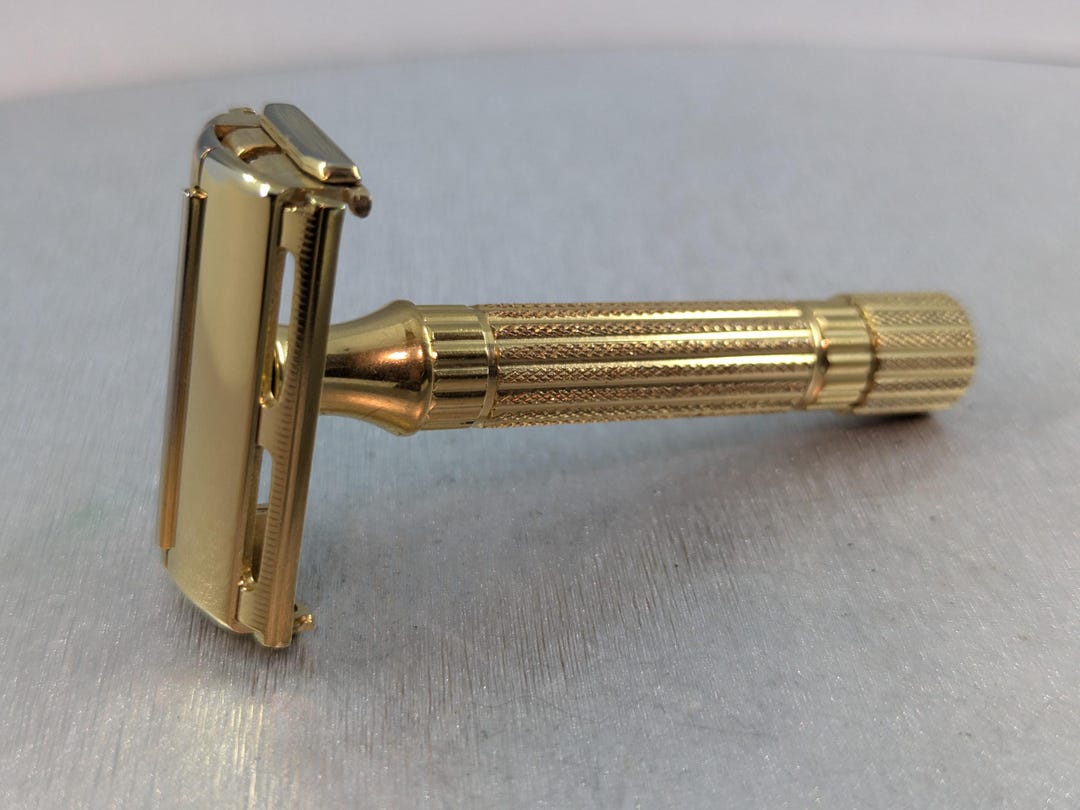 1947 Gillette ARISTOCRAT Vintage Safety Razor Set in Case NO Date Code ...