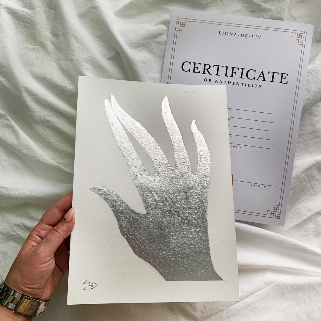 Painting Silver Hand, Drawing of the Right Hand, Left Hand, Beautiful ...