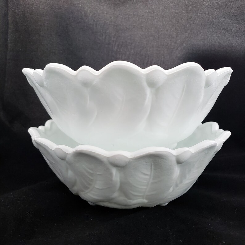 2 Milk Glass Flower Leaf Pattern Bowls - Etsy