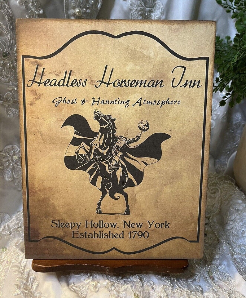 Prim Halloween, Headless Horseman Inn, Handcrafted Plaque / Sign - Etsy