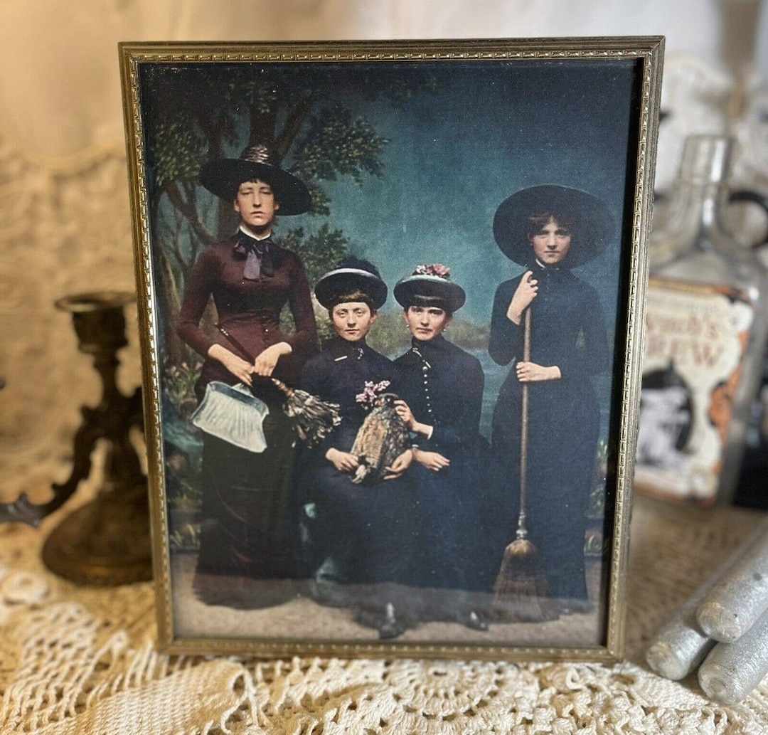 Merry Witches, Vintage Frame, Spooky Halloween, Witch Framed Print - Etsy