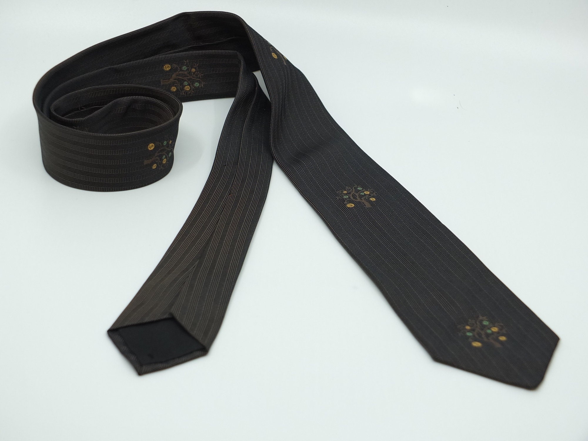 VINTAGE money Tree Dominique France New York Paris Necktie Silk Tie ...