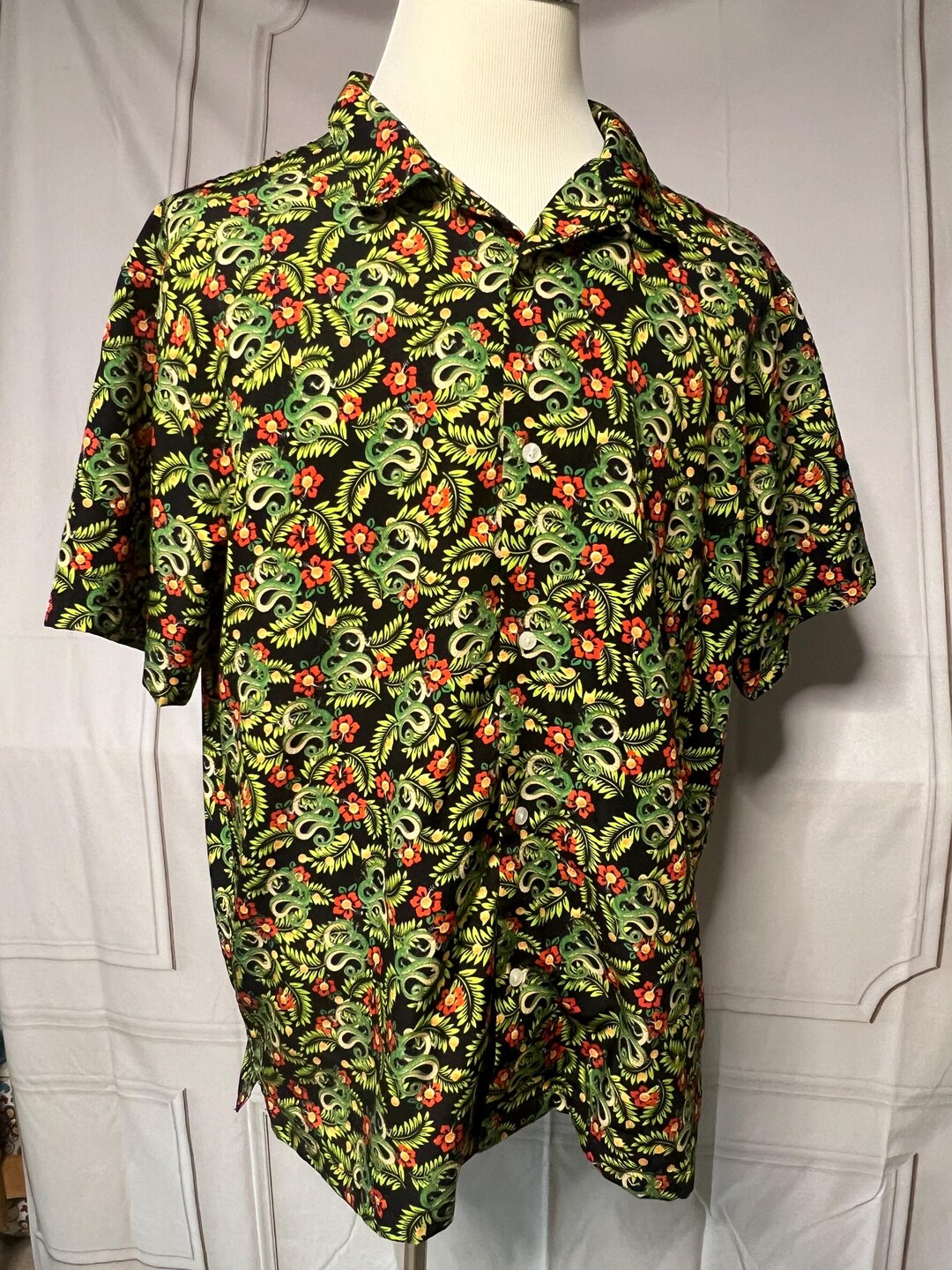 Dragon Ball Super Toei Animation - Short Sleeve Green Dragons - Xlarge ...