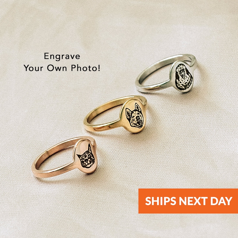 Pet Face Signet Ring - Etsy