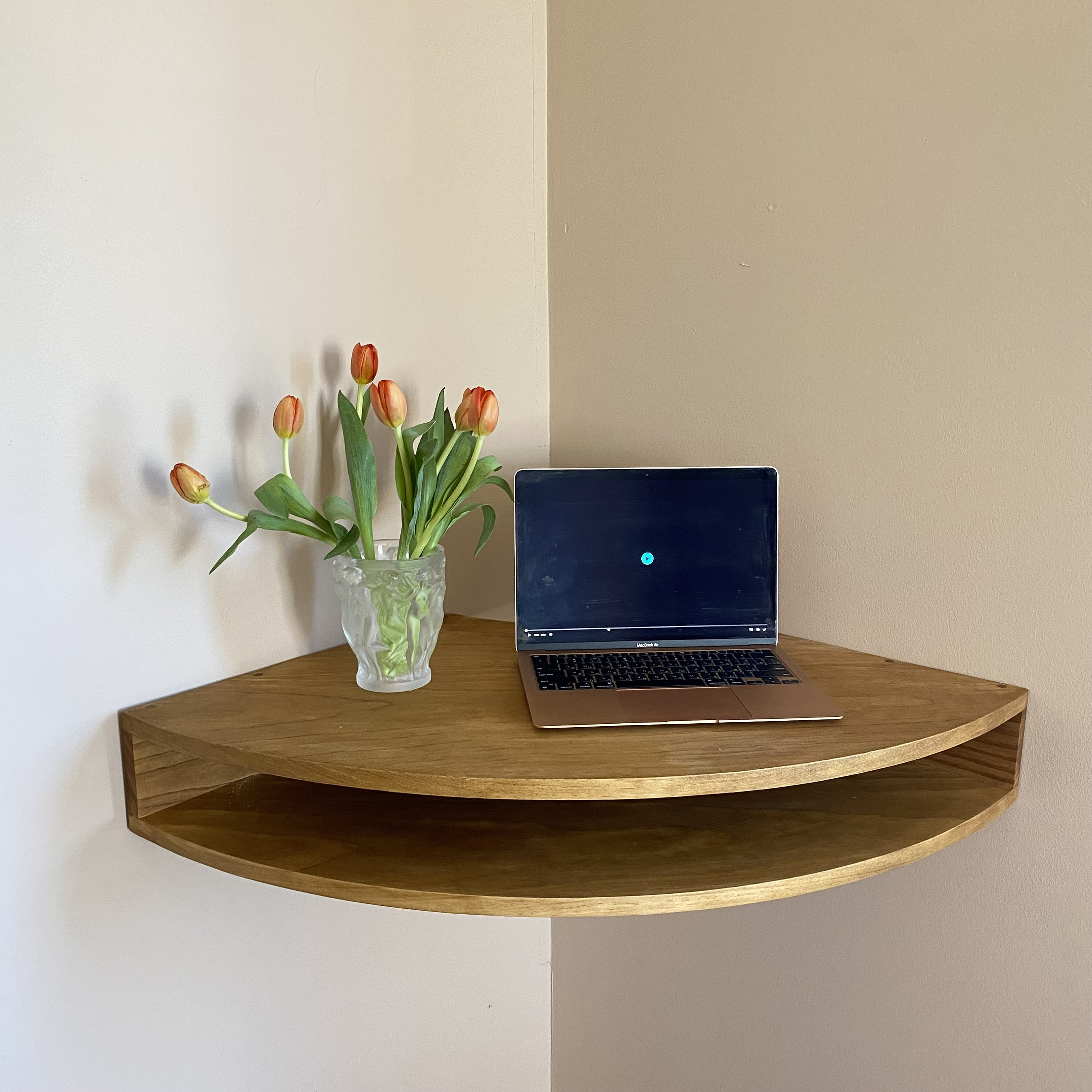 Corner shelf for tv on wall store