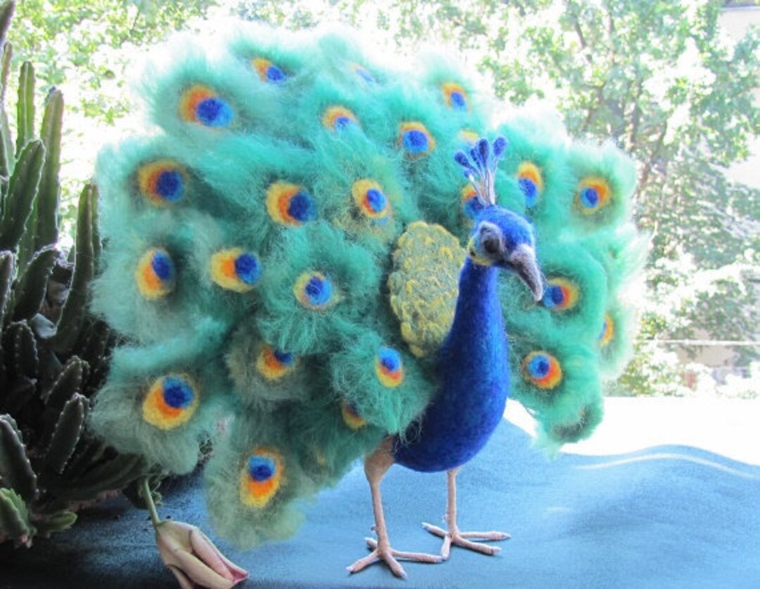 Peacock Peacock-symbol of Beauty Felt Peacock Felted Bird - Etsy