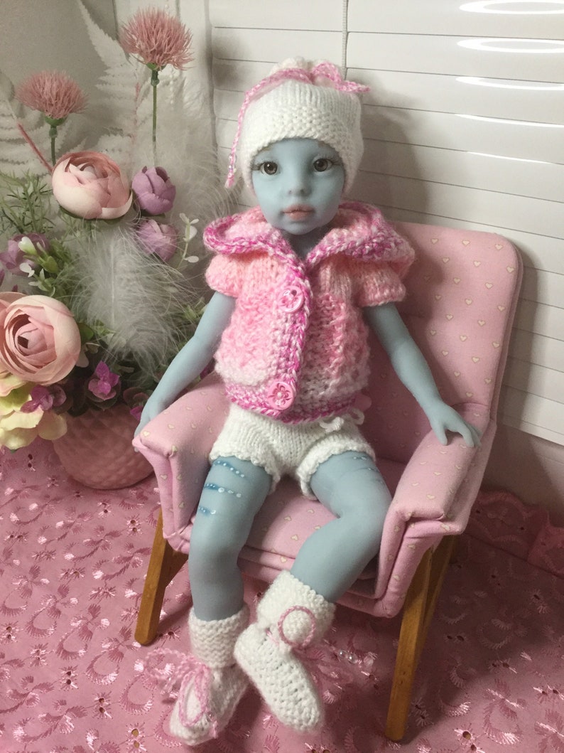 13 Silicone baby doll Avatar girl Bella | Etsy