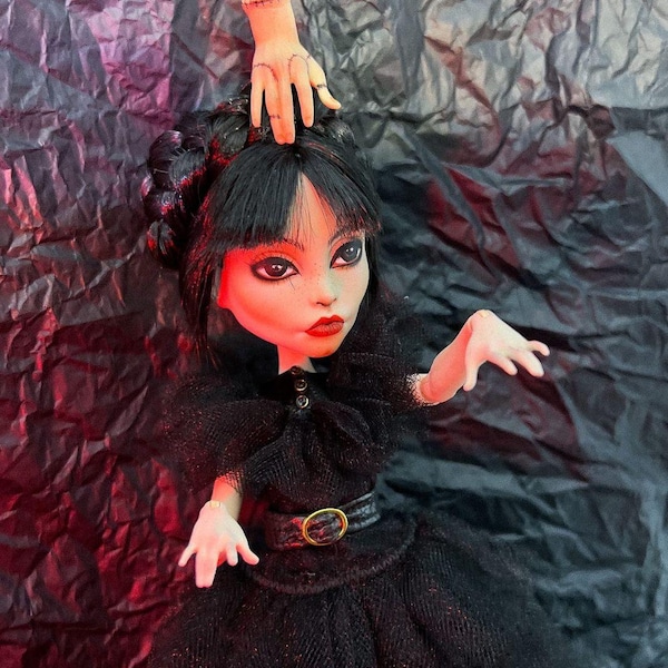Muñeca merlina addams - Etsy México