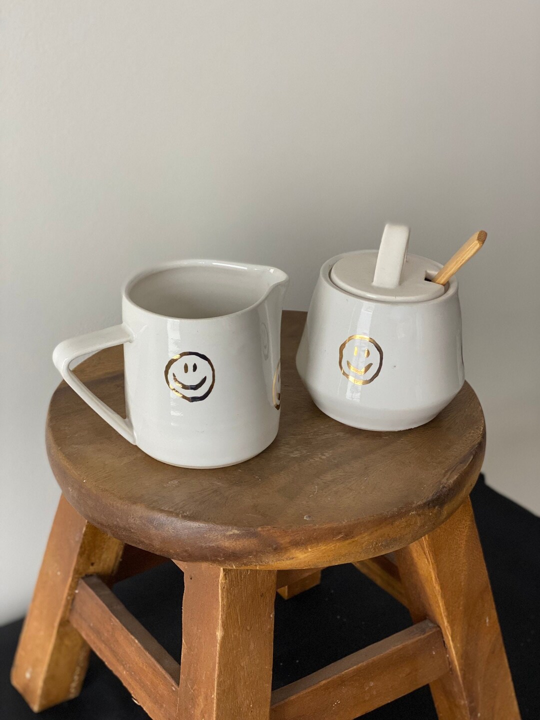 Pepo Ceramics Smile Face Cream and Sugar Set - Gloss White and 22k Gold ...