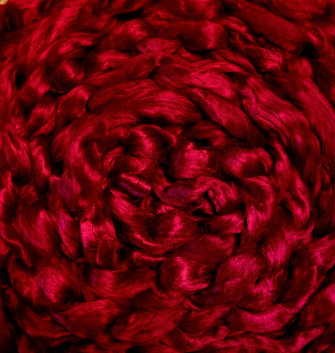 SALE! Red BAMBOO Top, Dyed Fiber, Red Roving, Silk Substitute, Egyptian ...
