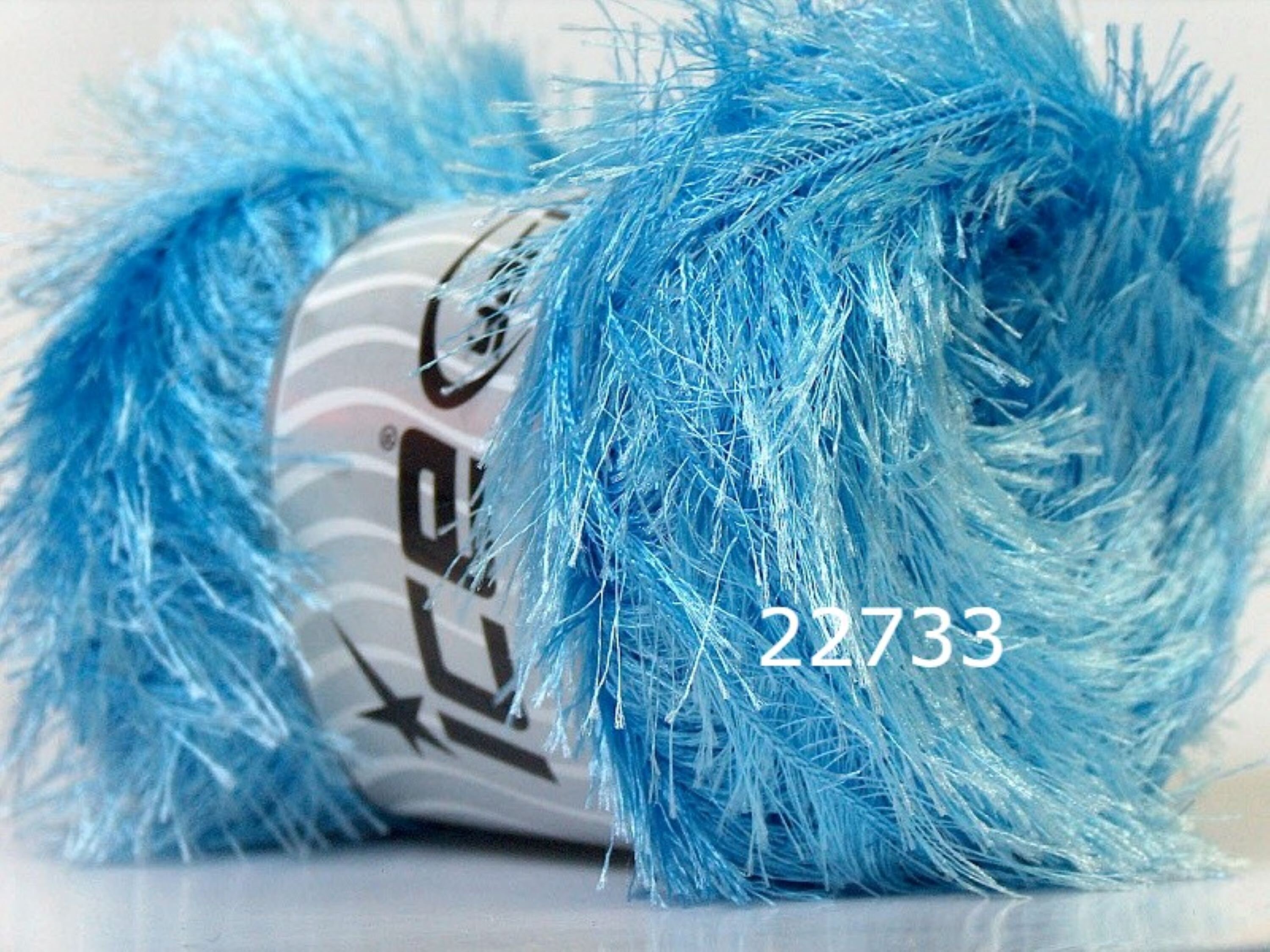 Wholesale Eyelash Yarn