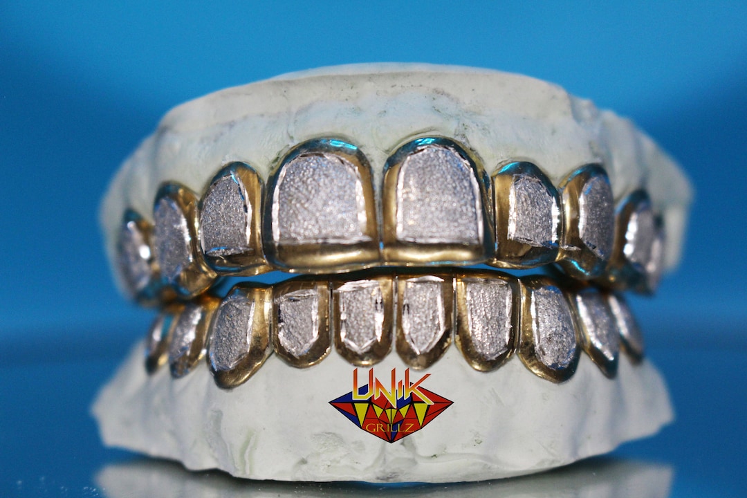 Custom Grillz With Solid Outline /diamond Dust - Etsy